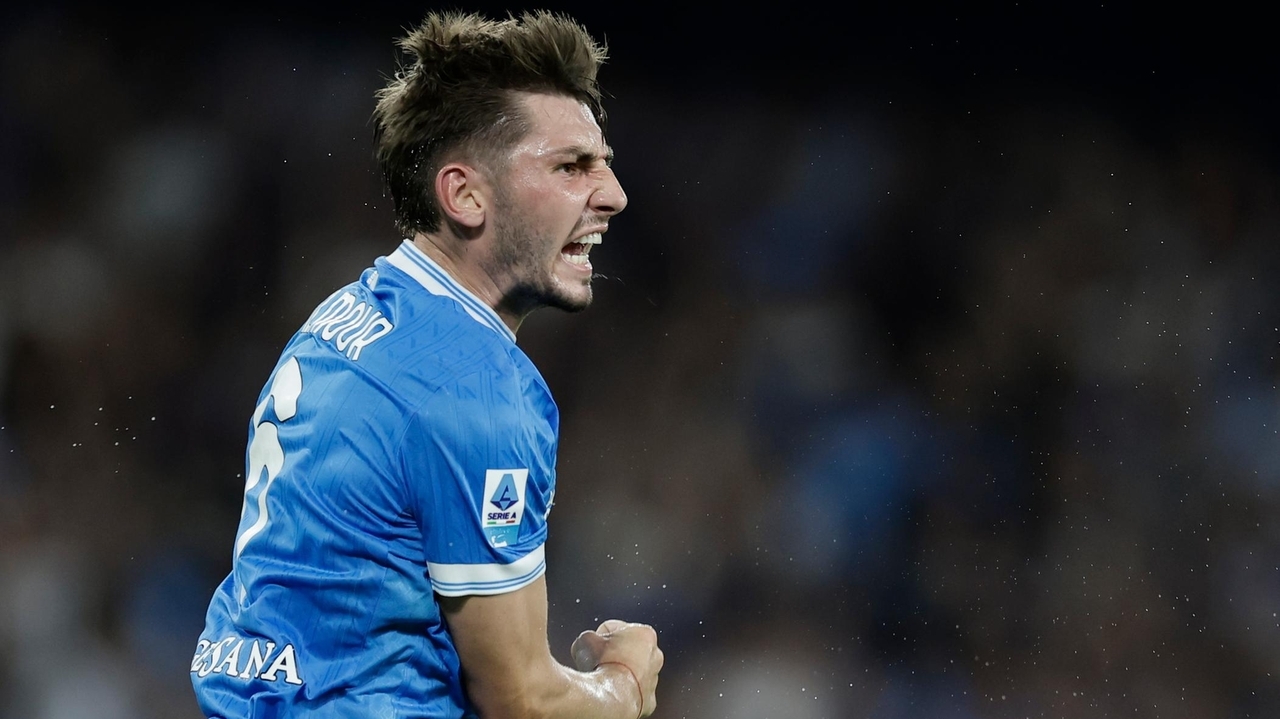 Napoli returns to the top of Serie A with win over Pisa - Newsday