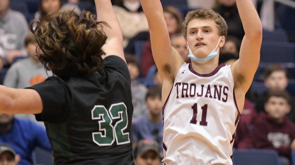Vlogianitis, Garden City outlast Valley Stream North - Newsday