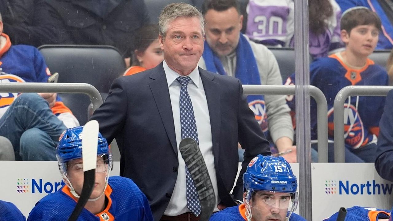 Best: Patrick Roy's intensity makes quick impression on Islanders - Newsday