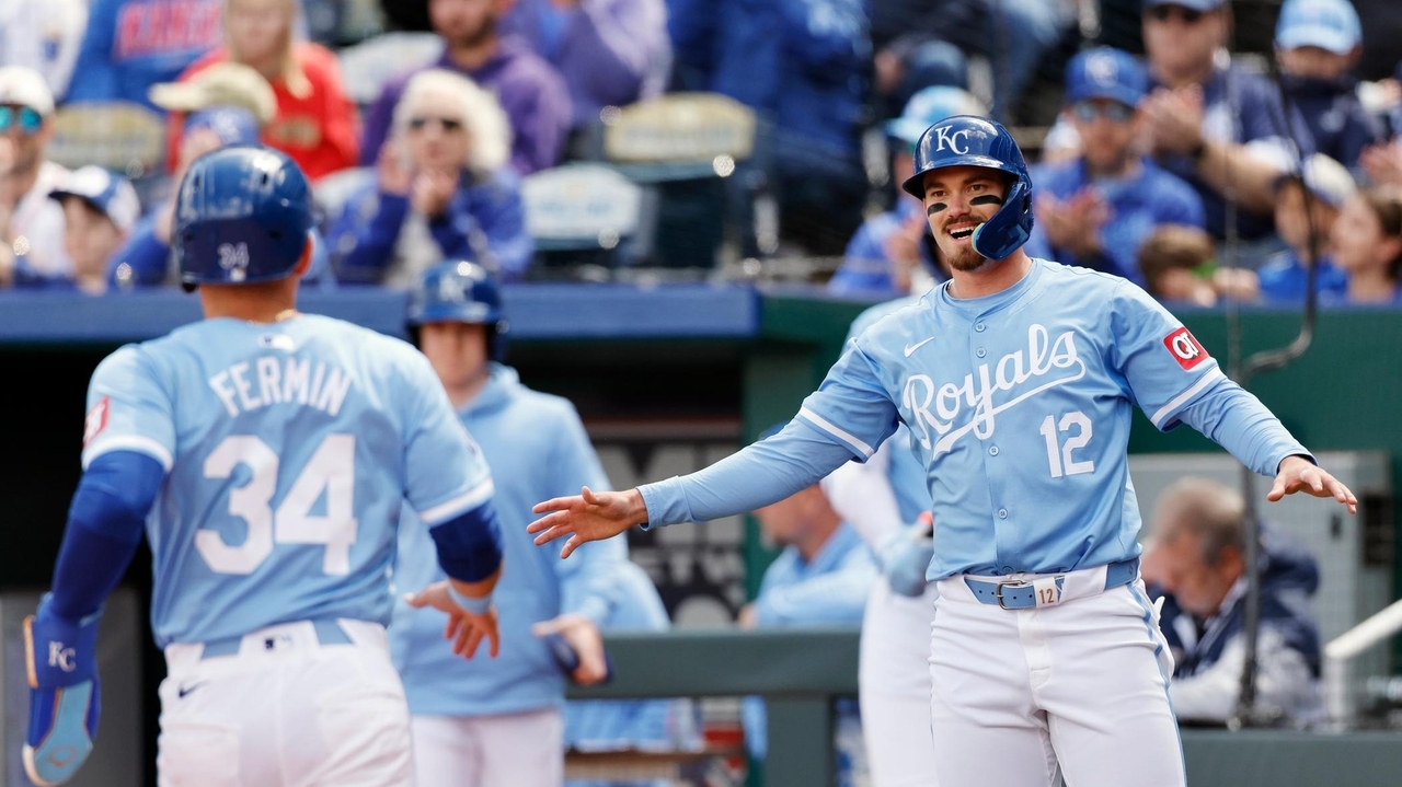How sweep it is: Royals use 9-run first to cruise past Astros 13-3 ...