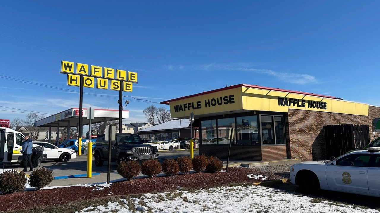 Authorities identify woman killed in Indianapolis Waffle House shooting ...