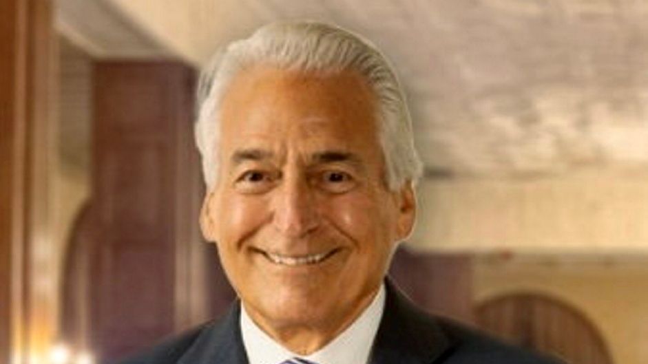 Gene Bernstein wins Lifetime Achievement Award from LIA - Newsday