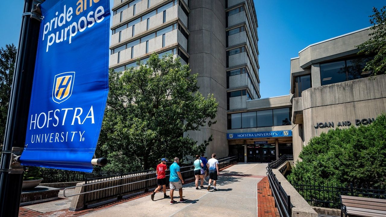 Hofstra's WRHU hosting marathon broadcast of student radio stations - Newsday