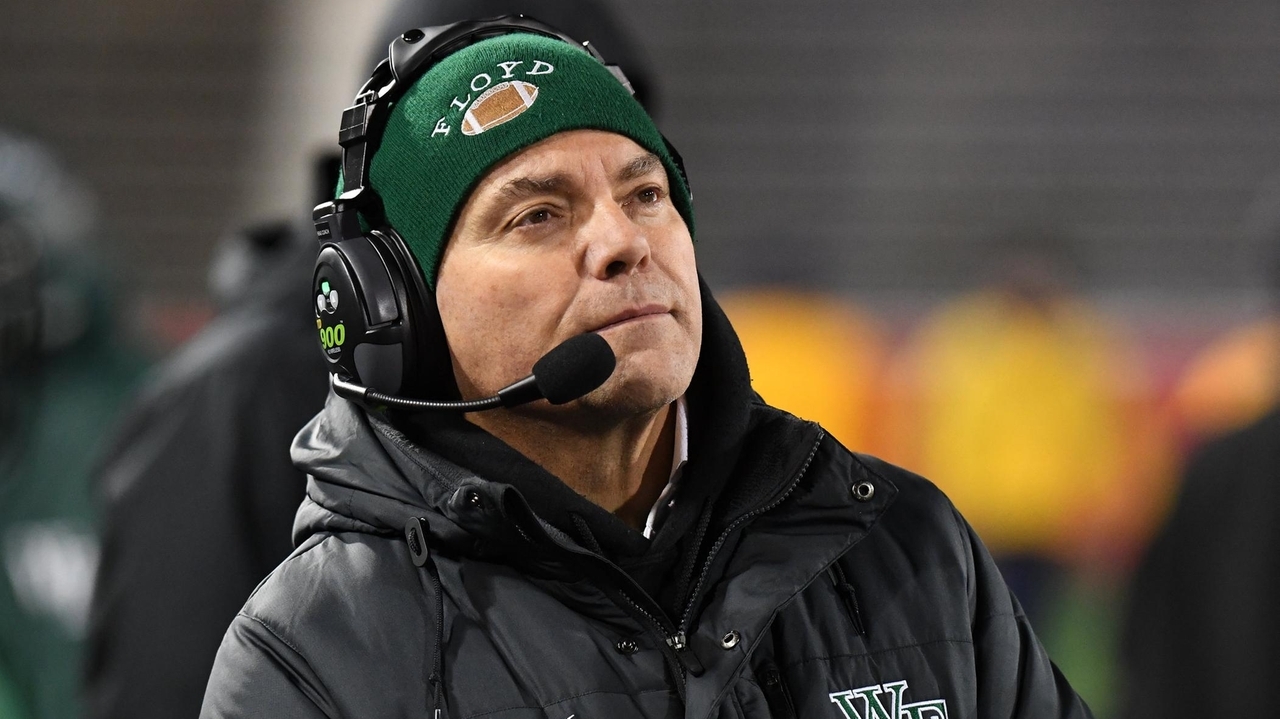 Paul Longo named head coach of the Shoreham-Wading River football team ...