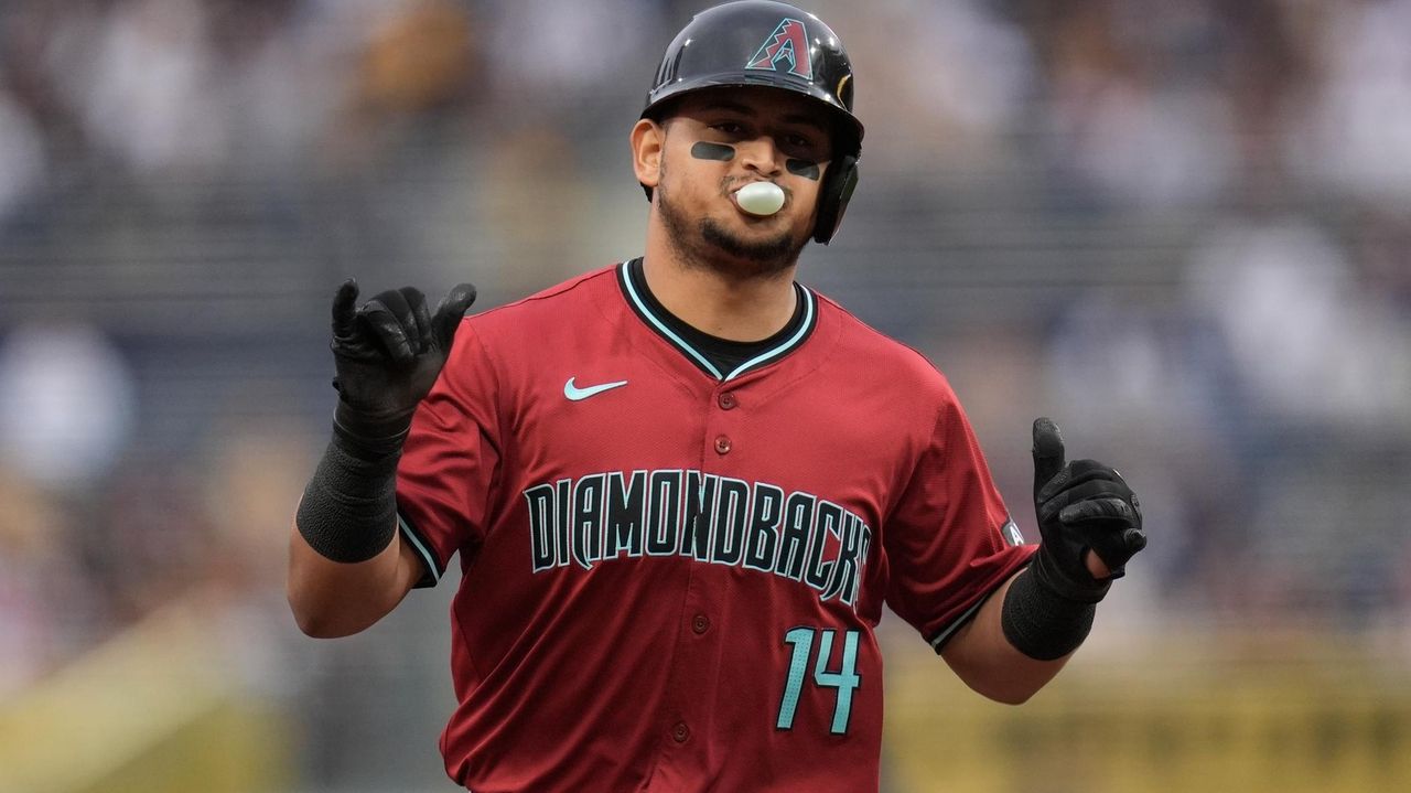Eugenio Suárez and Gabriel Moreno hit consecutive homers, Diamondbacks ...
