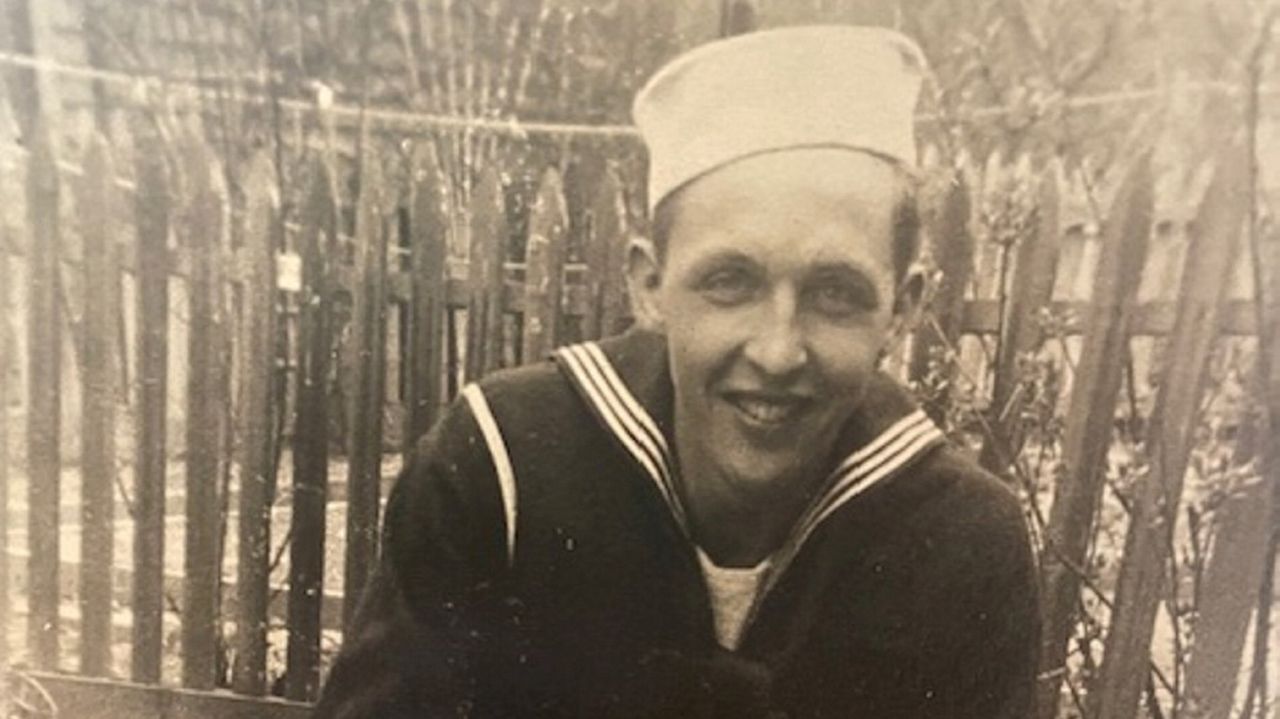WWII Navy destroyer explosion victims may be at LI cemetery - Newsday