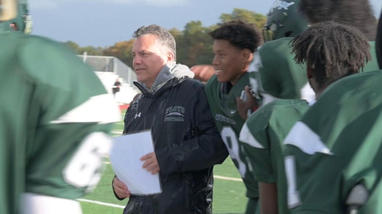 High School Spotlight: Floyd's Longo sets record, plus plays of the ...