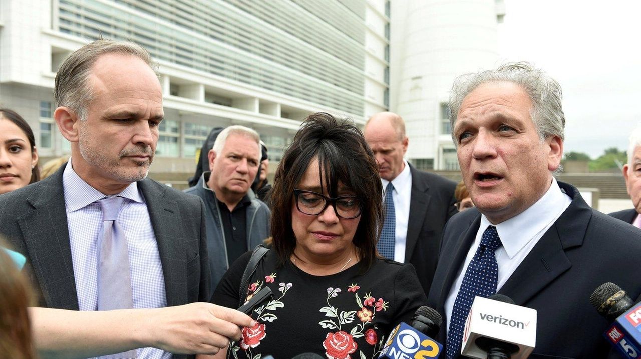Judge declares a mistrial in Edward and Linda Mangano corruption case ...