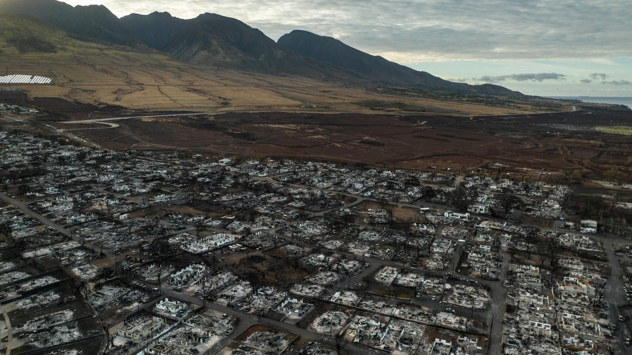 Maui's emergency services chief resigns after facing criticism for not activating sirens during ...