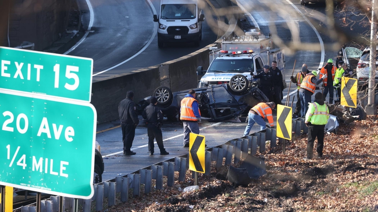 Pensions, road safety, whooping cough, wrong-way crashes, Smithtown ...