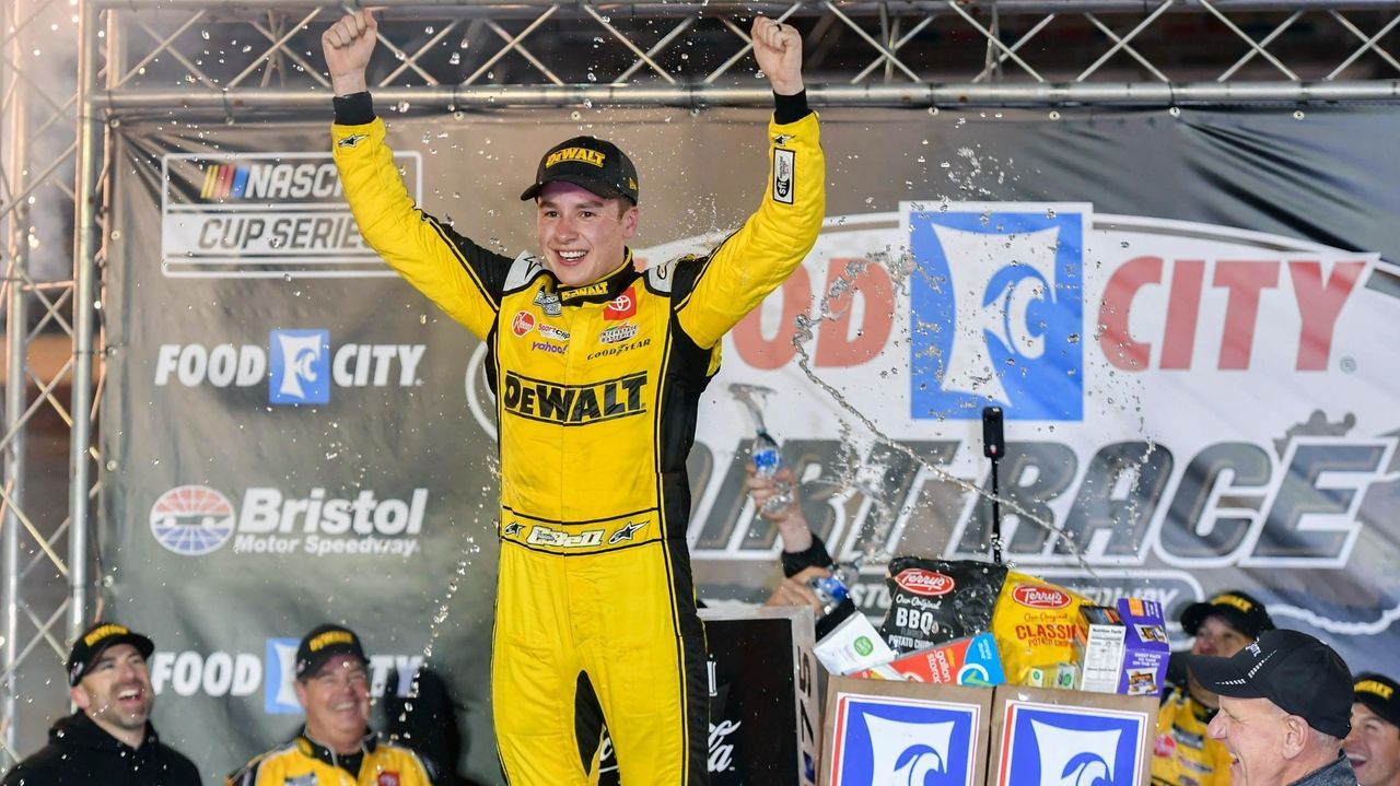 AUTO RACING: Bell emerging as a star; IndyCar to Long Beach - Newsday