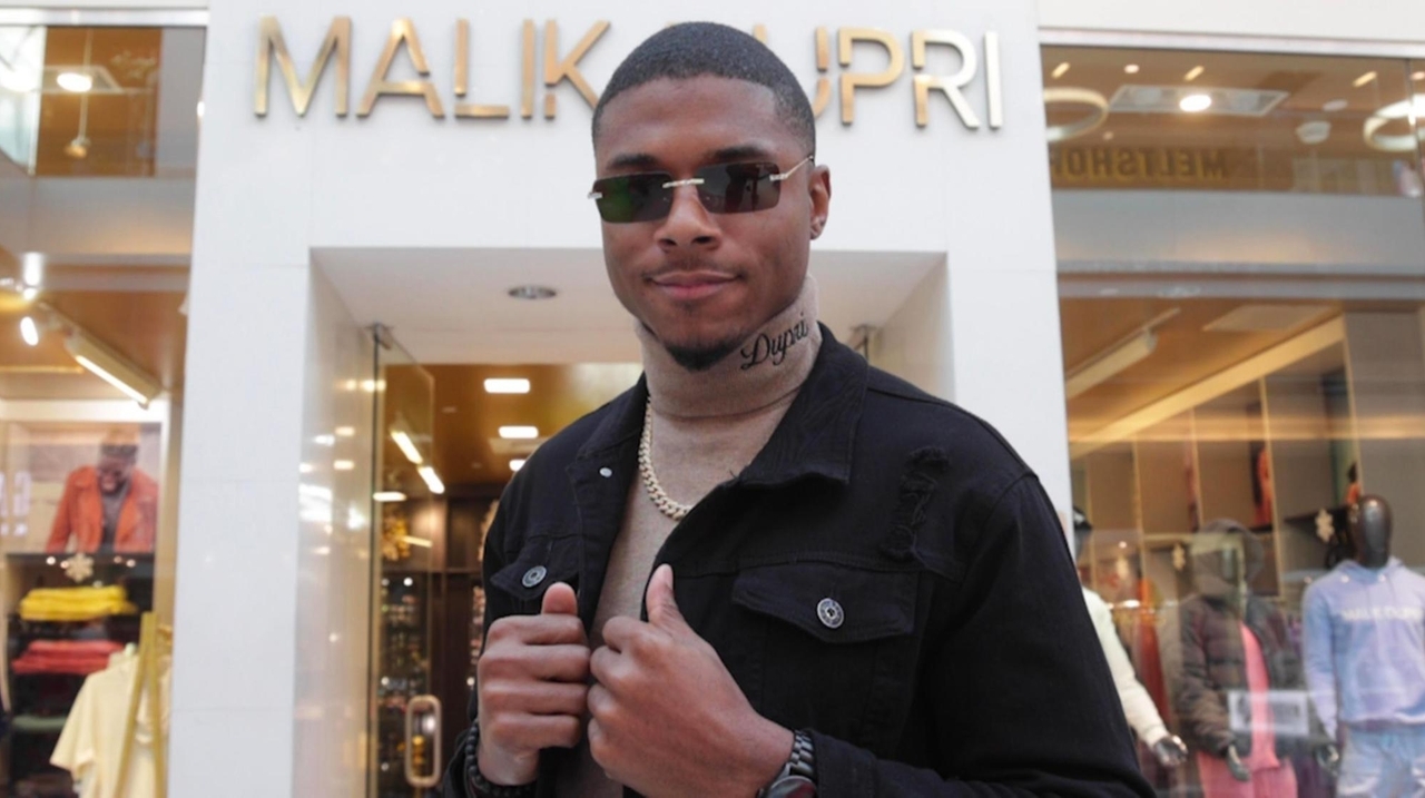 Youngest shop owner in Roosevelt Field: Malik Morris - Newsday