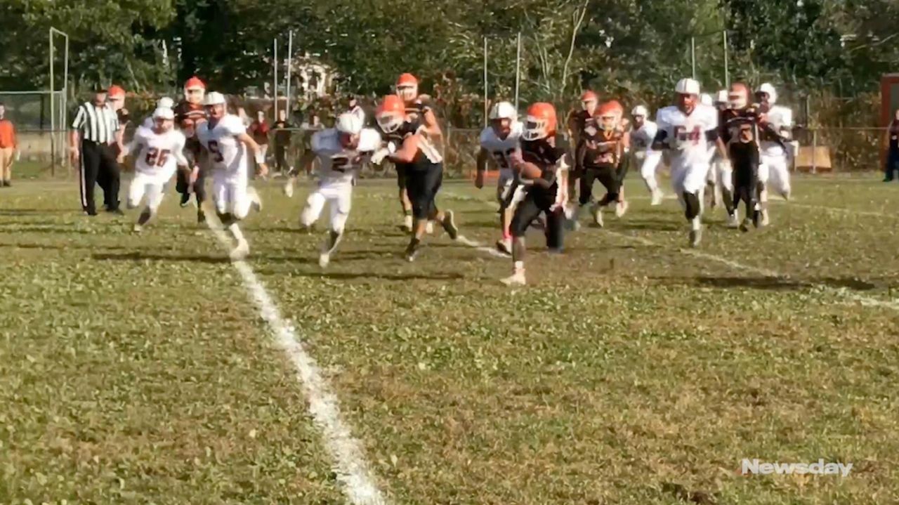 Austin Carman's fumble recovery, 80-yard TD, the big play in Clarke's ...