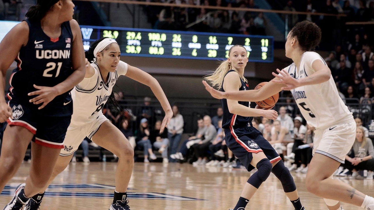 Fudd and Strong dominate as No. 7 UConn rolls past Xavier without All ...