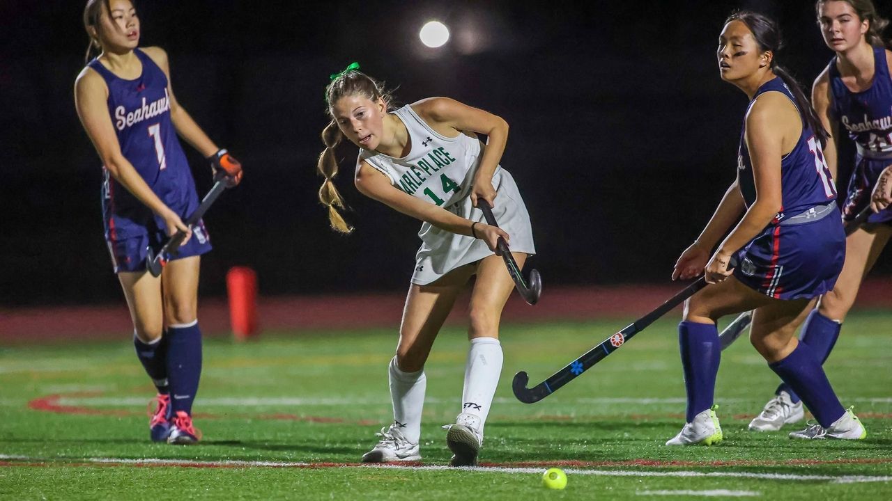 Nassau Class C field hockey final: Carle Place vs. Cold Spring Harbor - Newsday