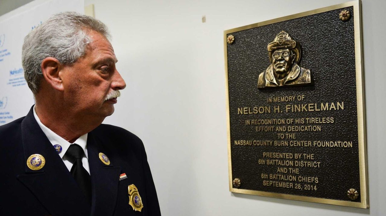 Nelson Finkelman, former East Meadow fire chief, honored at burn center ...