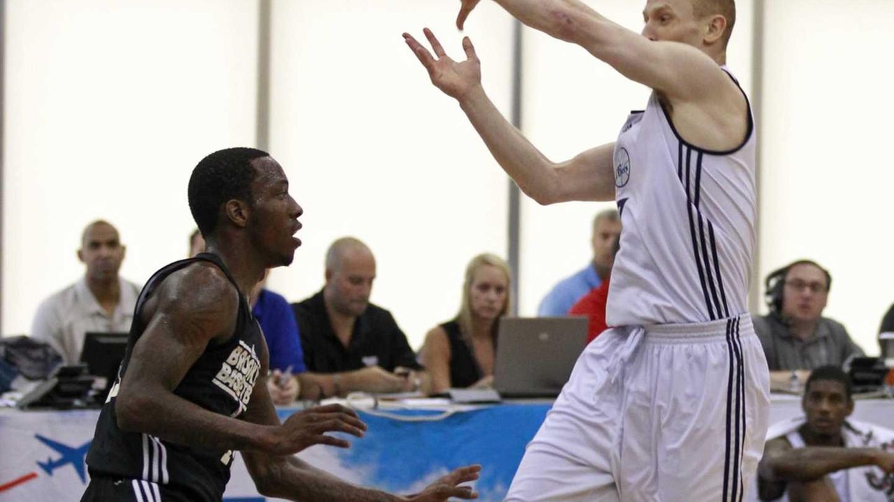 Tyshawn Taylor catching on quickly with Nets - Newsday