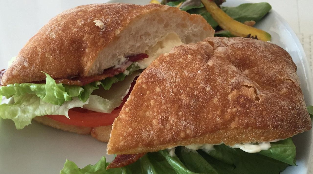 MéLore cafe opens in Oceanside - Newsday