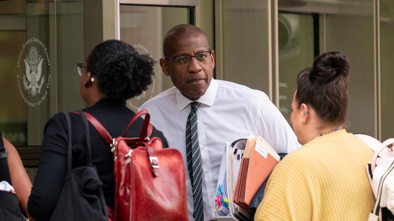 Ozy Media went from buzzy to belly-up. Its founder, Carlos Watson, is ...