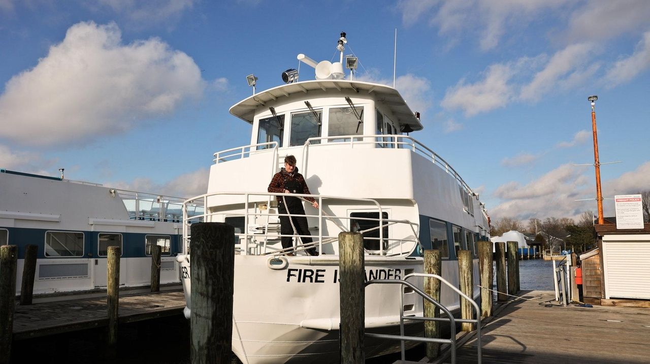 Fire Island Ferries set to resume some services to Ocean Beach Village ...