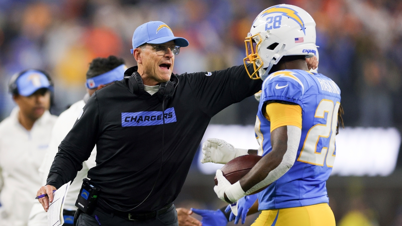 Halftime speech by Derwin James could be key to a late-season push by ...