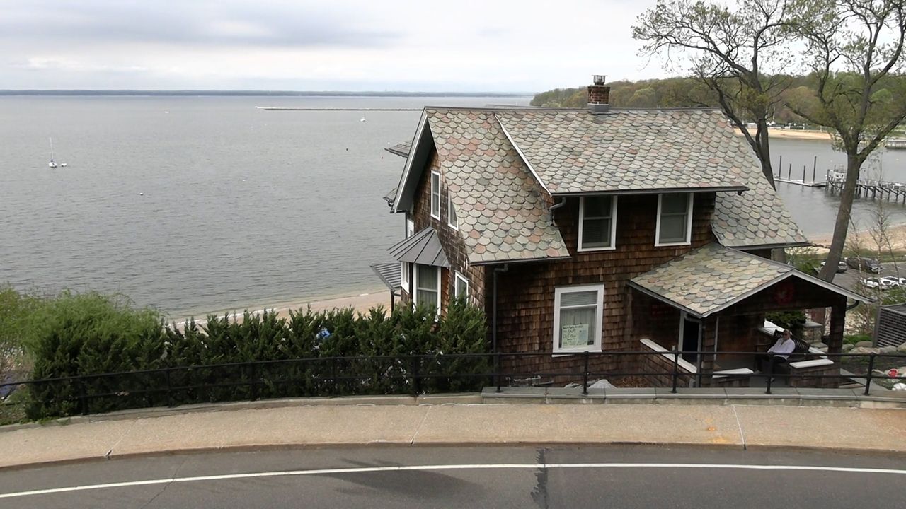 1908 house teetering on the edge of Sea Cliff - Newsday