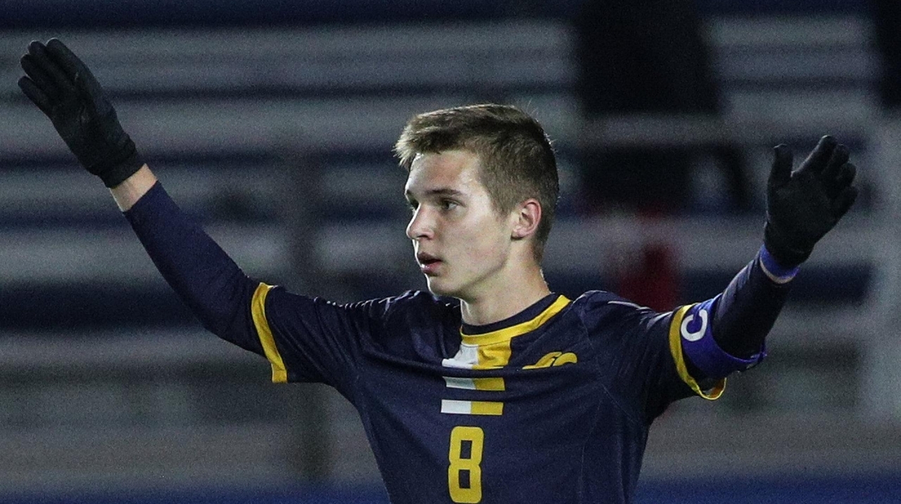 Jack Medolla's goal in final seconds gives Jericho boys soccer the ...