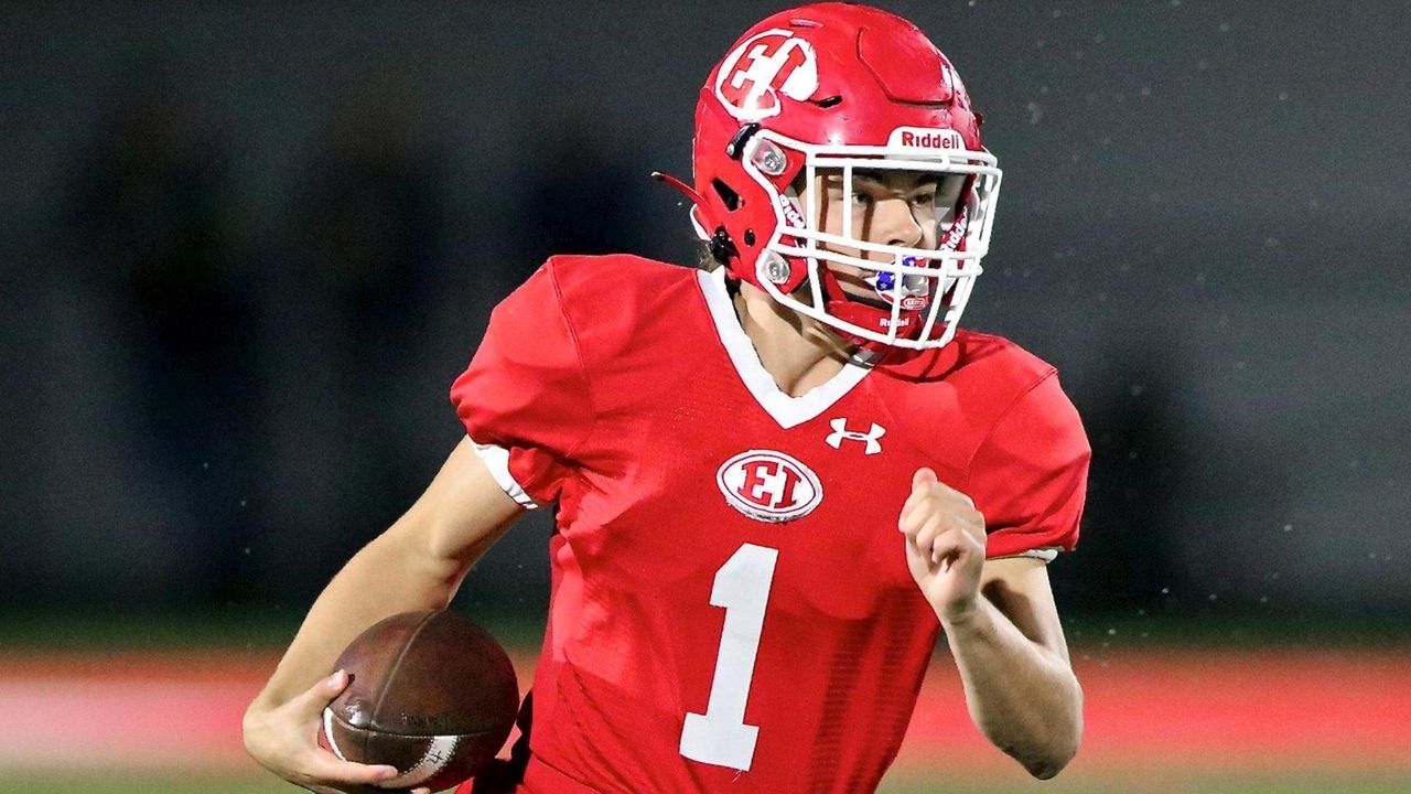 East Islip's Derek Burrell named 62nd recipient of Newsday's Carl A ...