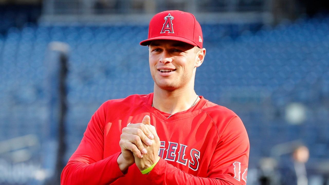 LI's O'Hoppe revels in chance to play at Yankee Stadium - Newsday