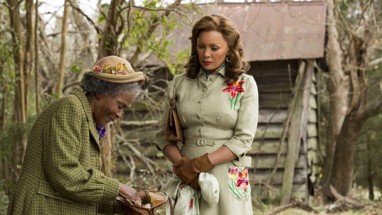 'The Trip to Bountiful' on Lifetime: Cicely Tyson, Vanessa Williams ...