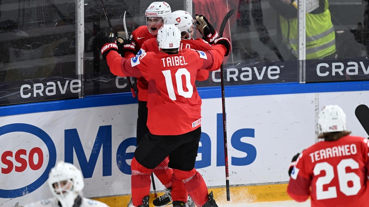 Switzerland beats Norway 6-2 to reach world junior quarterfinals - Newsday