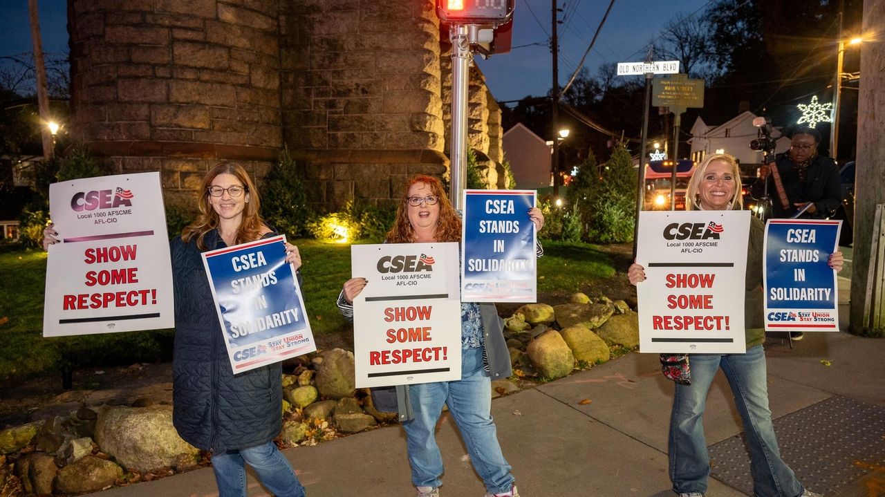 CSEA members protest over health plan, escalating fight with Nassau ...