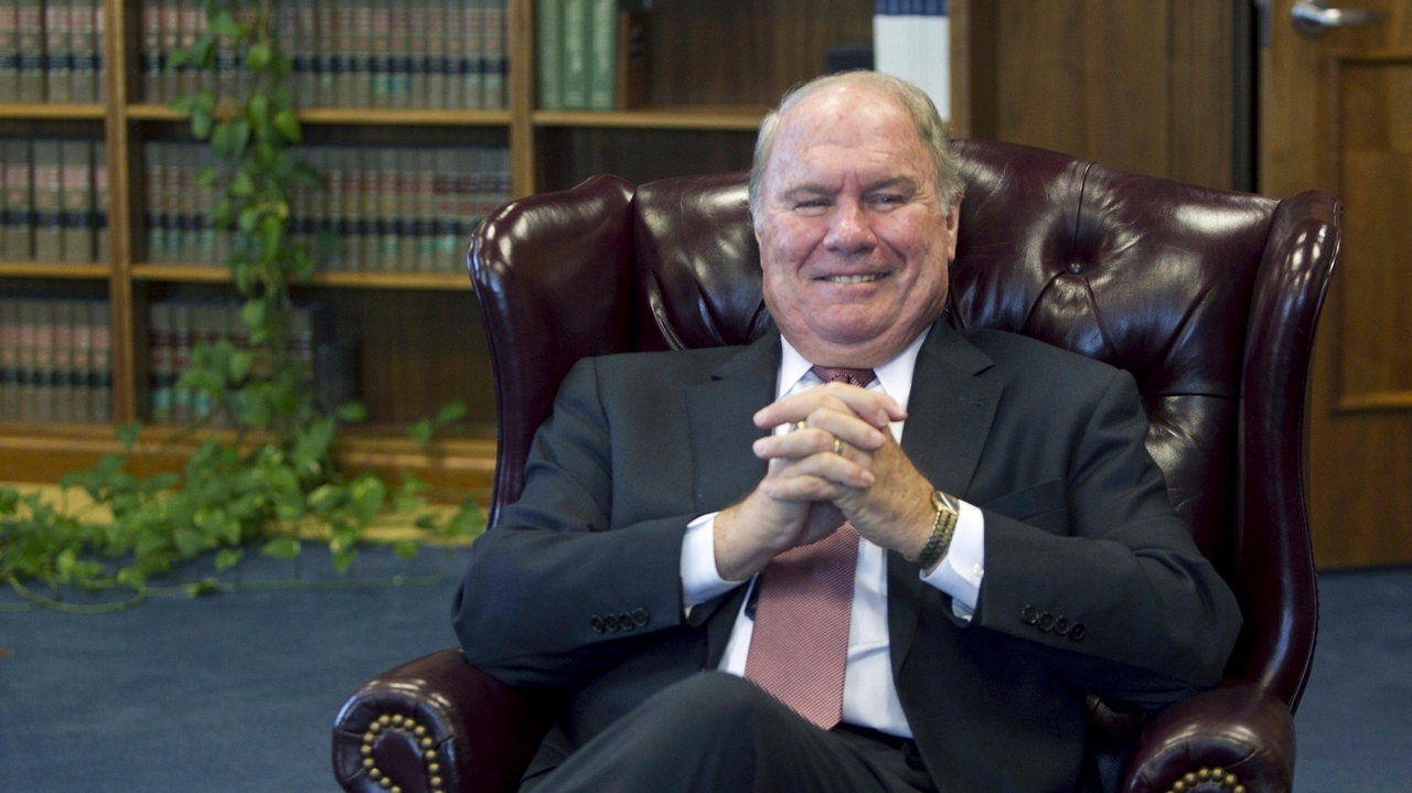 Federal judge who presided over rare Michigan death penalty trial dies ...