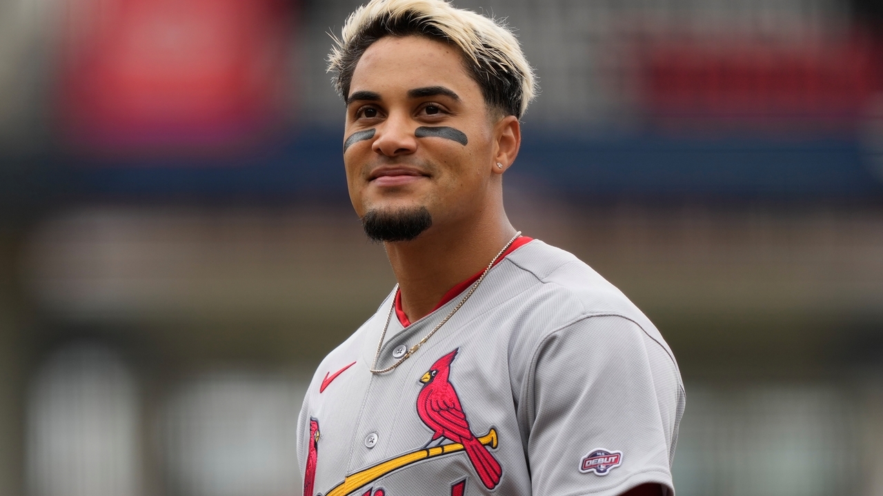 Cardinals' Bryan Torres homers in big league debut, 11 years after ...