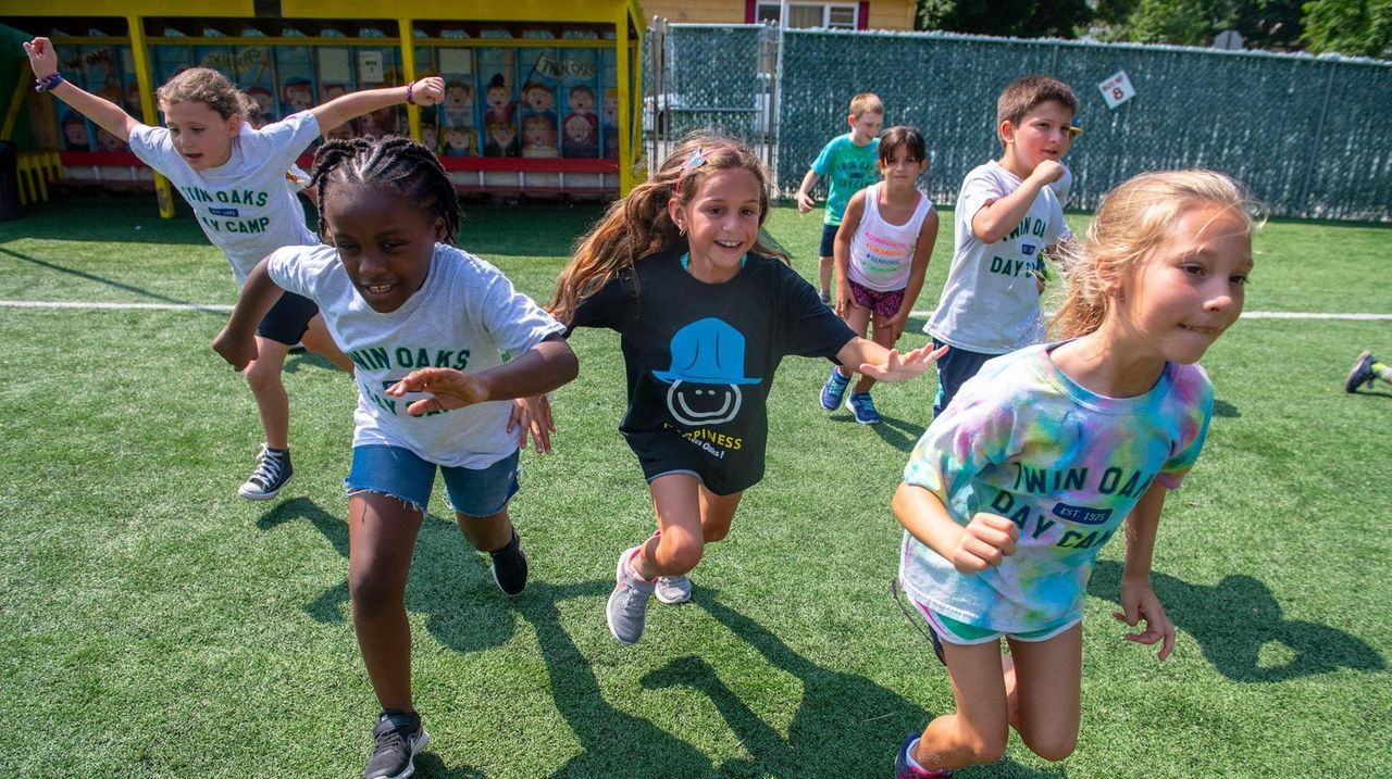 Red Rover, Spud, more nostalgic games to play with your kids - Newsday