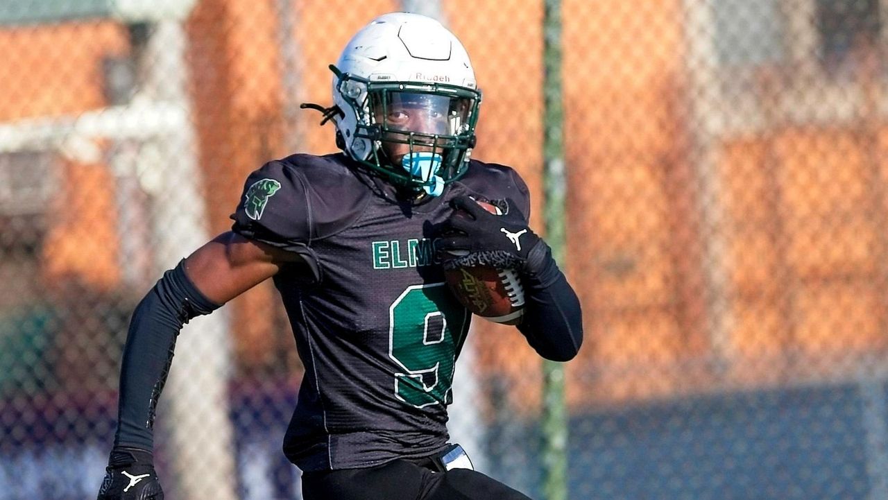 Davis' kickoff return TD provides spark to lift Elmont over Long Beach ...