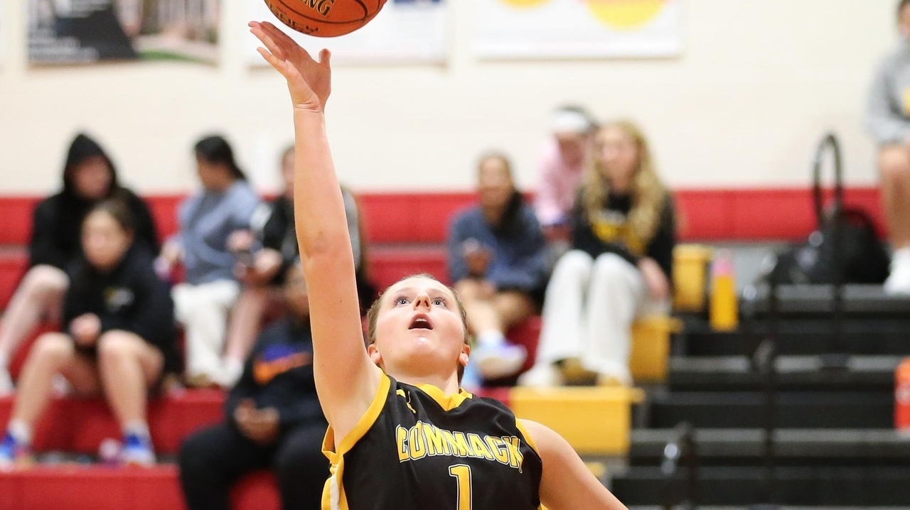 Commack girls basketball overcomes slow start as Sofia Vasselman, Alexa ...