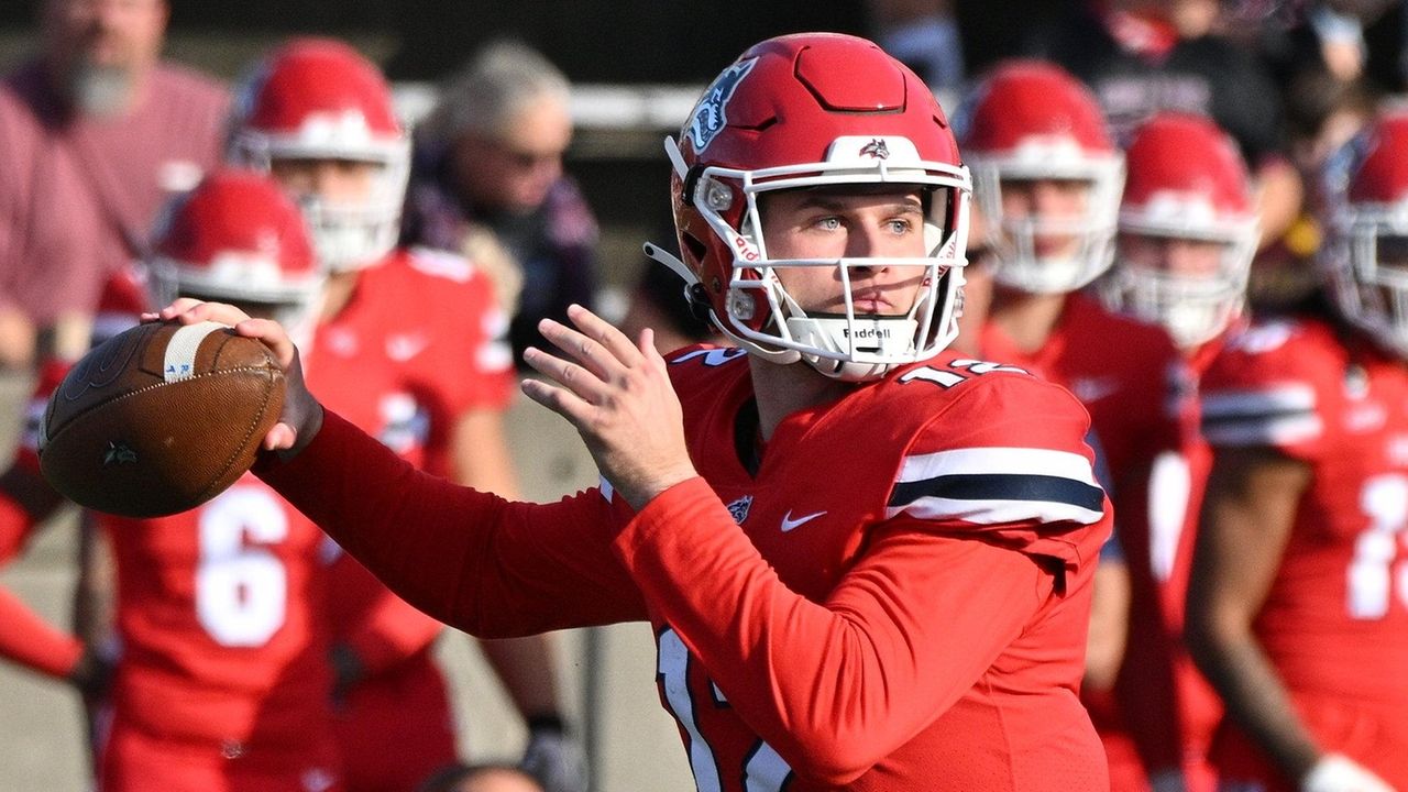 Charlie McKee drives Stony Brook football to first victory with rally ...