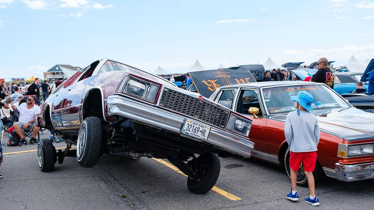 Show brings classic, and sometimes quirky car culture, to Point Lookout ...