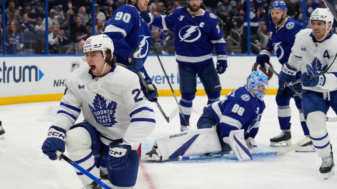 Matthew Knies scores in OT for his second hat trick and the Maple Leafs ...