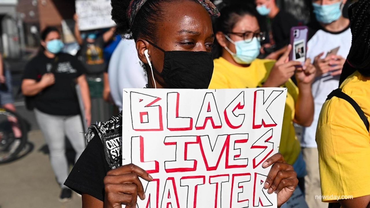 Protesters in Merrick rally for Jacob Blake, man shot by cops in ...