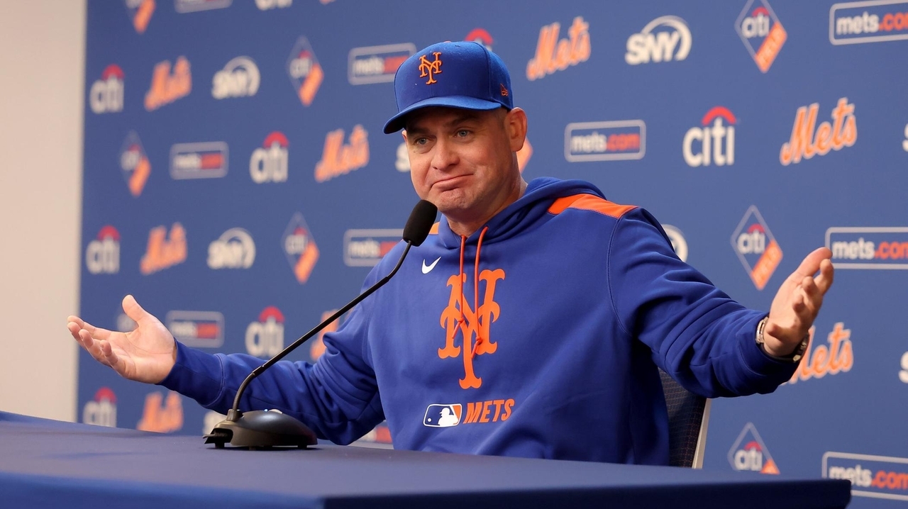 Mets on wrong end of triple play as umpire blows call - Newsday
