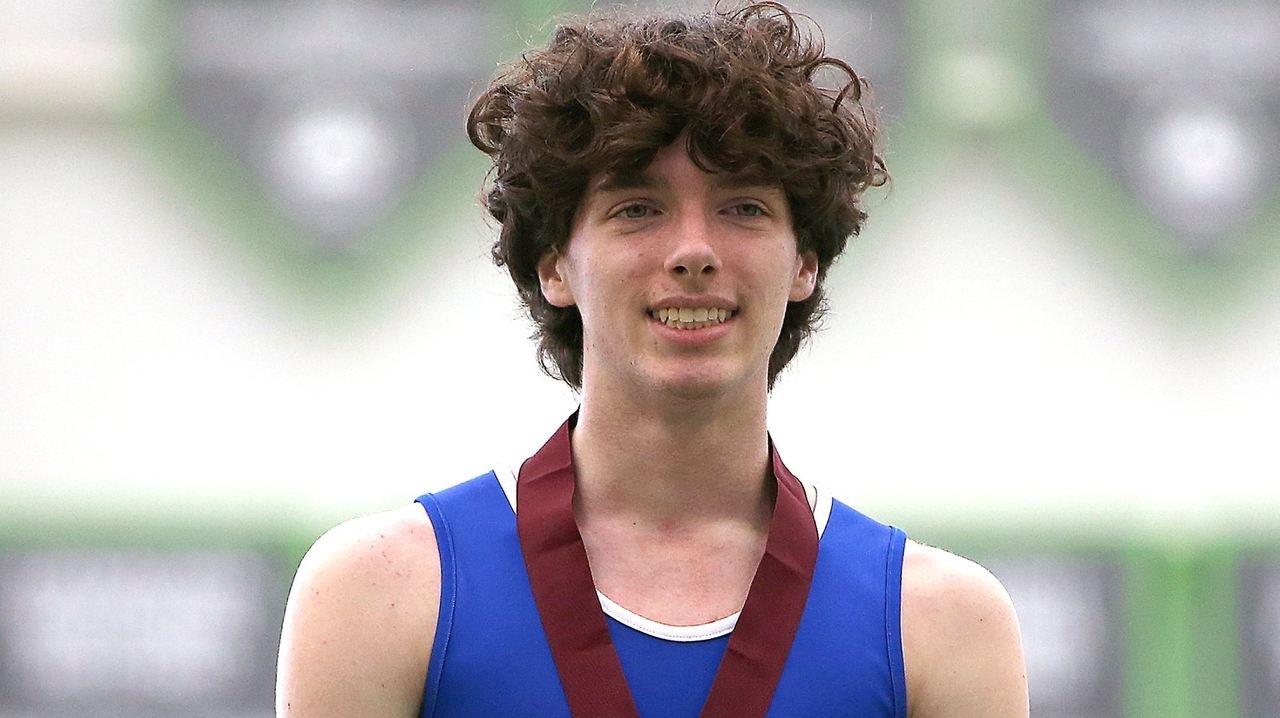 Calhoun's Logan Schaeffler 'completely shocked' by indoor state title ...