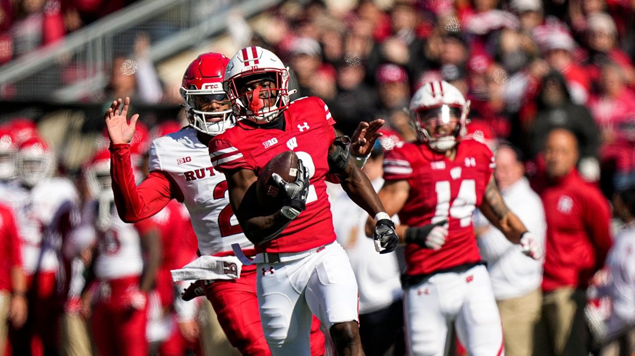 Ricardo Hallman's pick-6 sparks Wisconsin to 24-13 victory over Rutgers ...