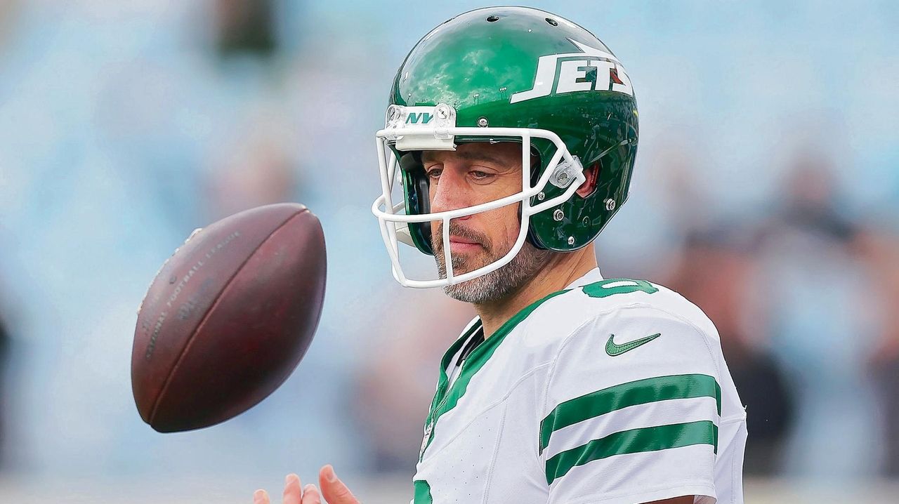 Aaron Rodgers is open to taking a pay cut, mentoring a rookie ...