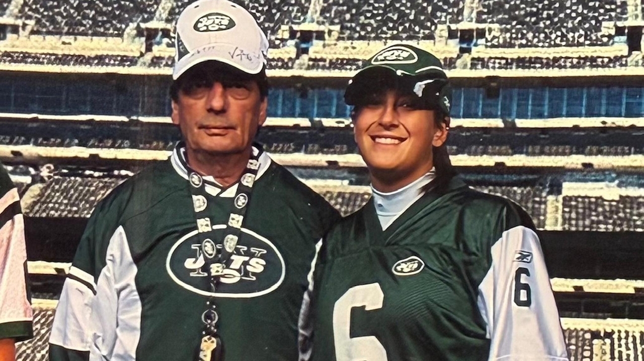 Jets will allow LI high school girls soccer coach to kick field goal ...