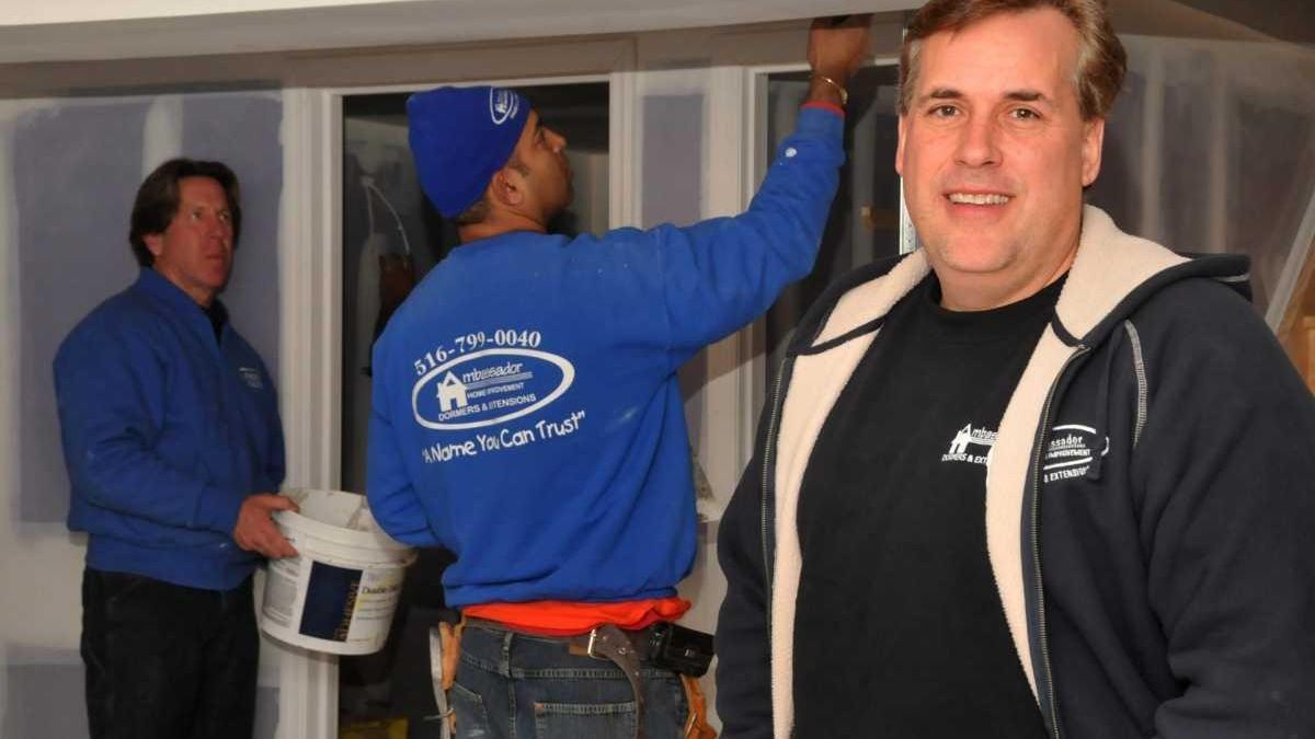 LI builder earns award from White House - Newsday