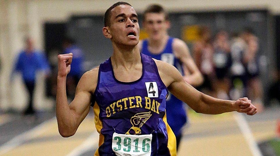 Oyster Bay’s Alex Tosi uses his kick to win 3,200 meter run - Newsday