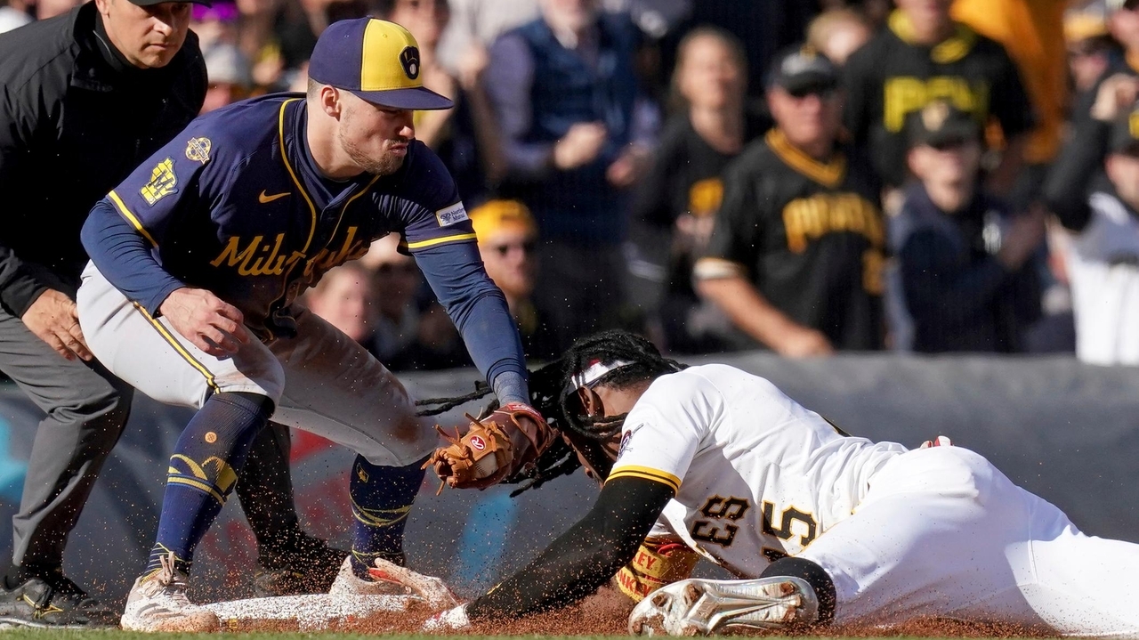 Oneil Cruz's late RBI triple gives Pirates 2-1 victory over Milwaukee ...