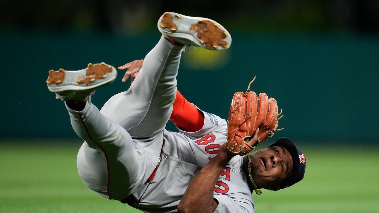 Angels score 2 on Devers' error at third, and Boston's 5-game winning ...